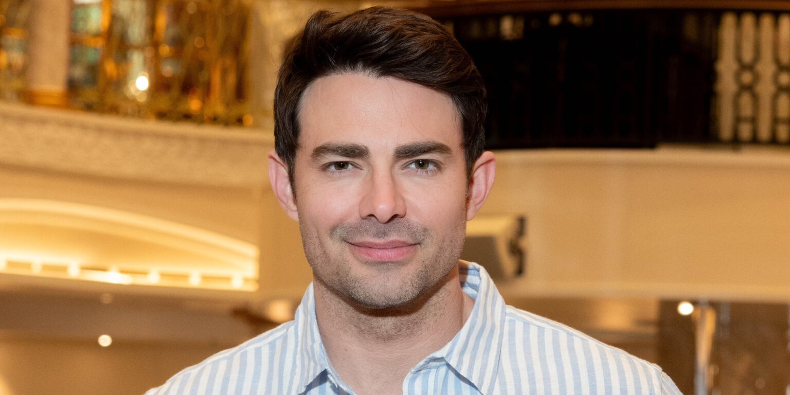 Actor Jonathan Bennett Named as ‘Godfather’ to Carnival Firenze ...
