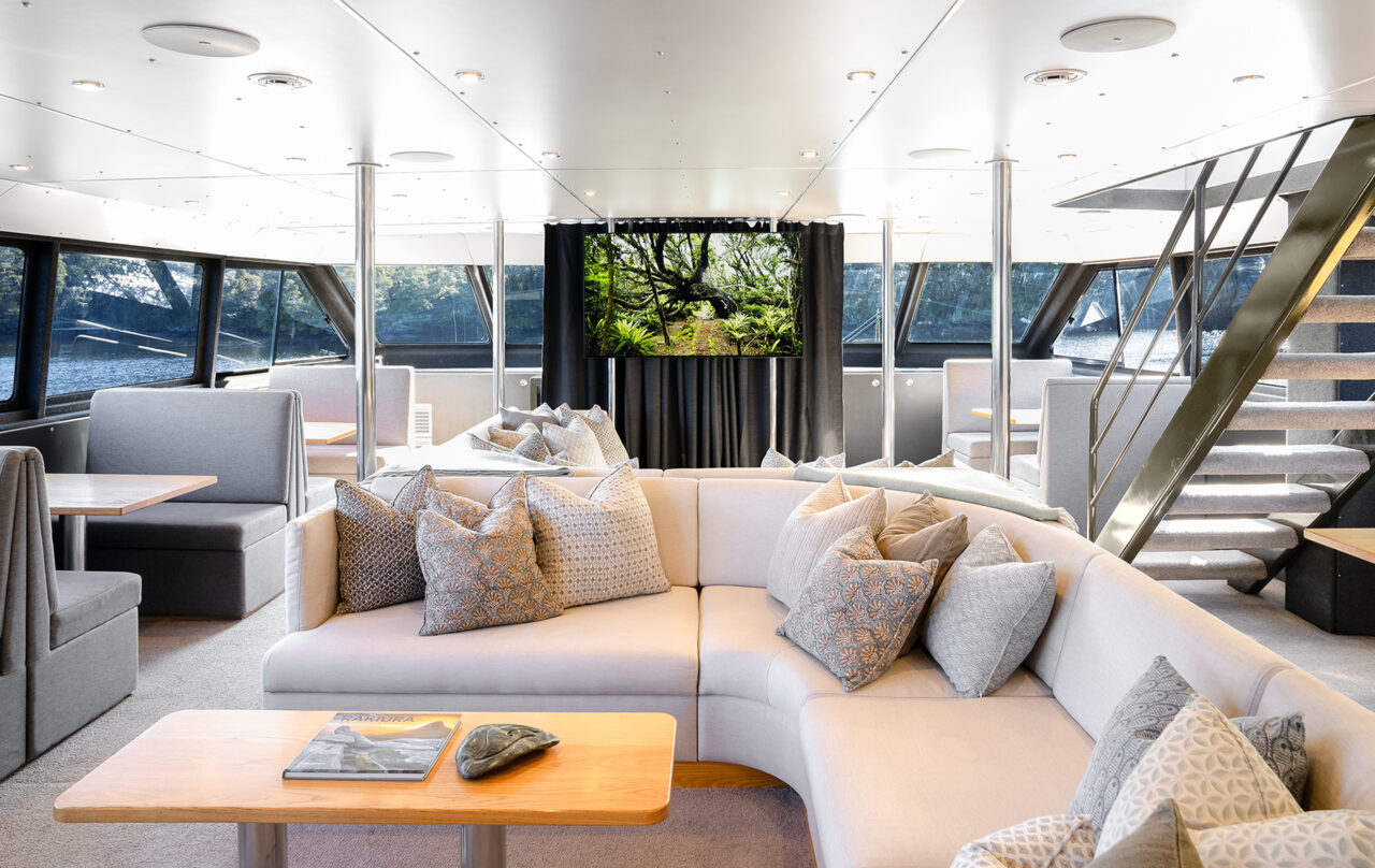 Lunch In The Perfect Location, Location, Location - TravelTalk